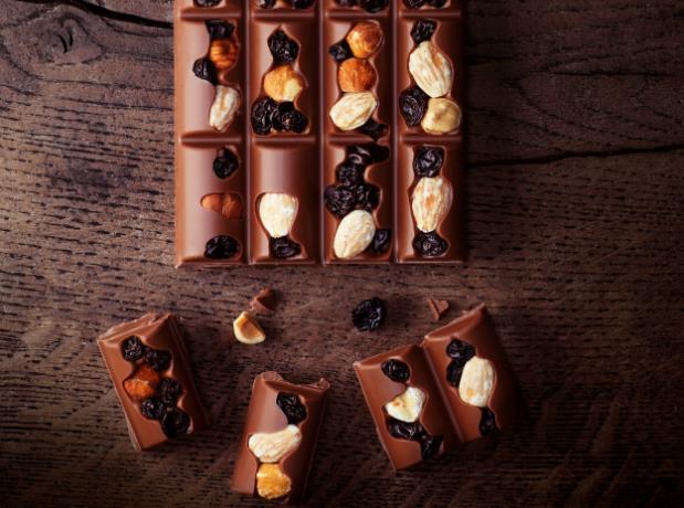 Nestlé brings posh Les Recettes de L’Atelier chocolate to UK | News ...