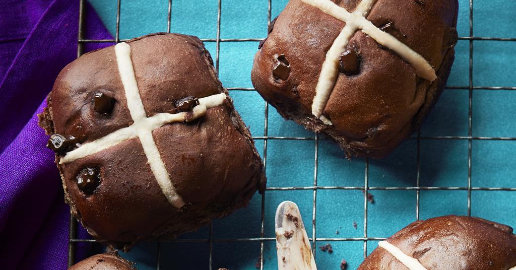 Hot cross burger buns and caramel carrots: Waitrose Easter range ...