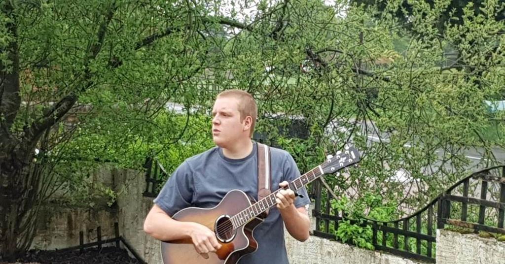 Teen singer’s NHS tribute makes Co-op playlist | Comment & Opinion ...