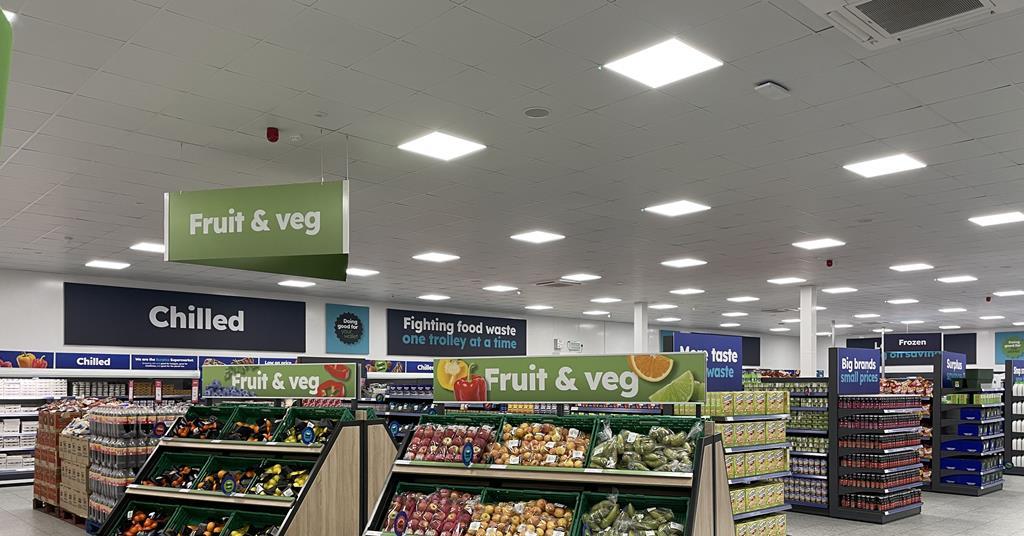 Company Shop rolls out electronic shelf labels across estate | The Grocer