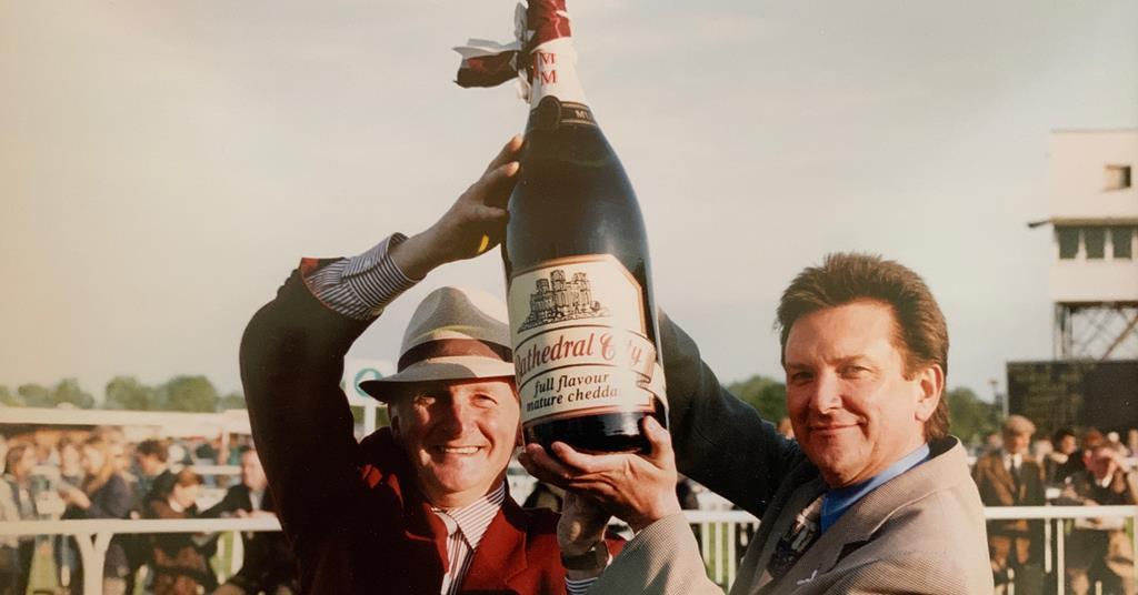 Family pays tribute to fmcg industry stalwart and former Whitworths CEO ...