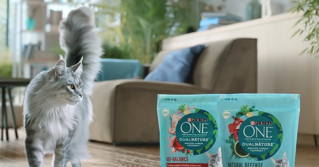 Nestlé unveils first carbon-reduced petfood range for Purina | News ...
