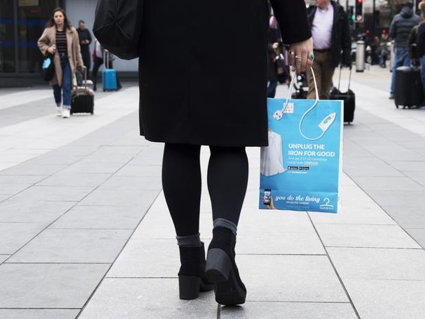 Bagboard paper bag ad firm links with 2,000 London retailers | News ...