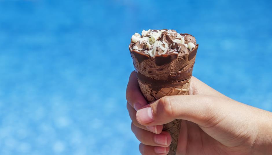 Brits unsure on portions as 17% admit ice cream binges | Analysis ...