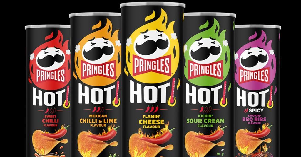 Pringles relaunches Sizzl’n spicy crisps range as Hot | The Grocer