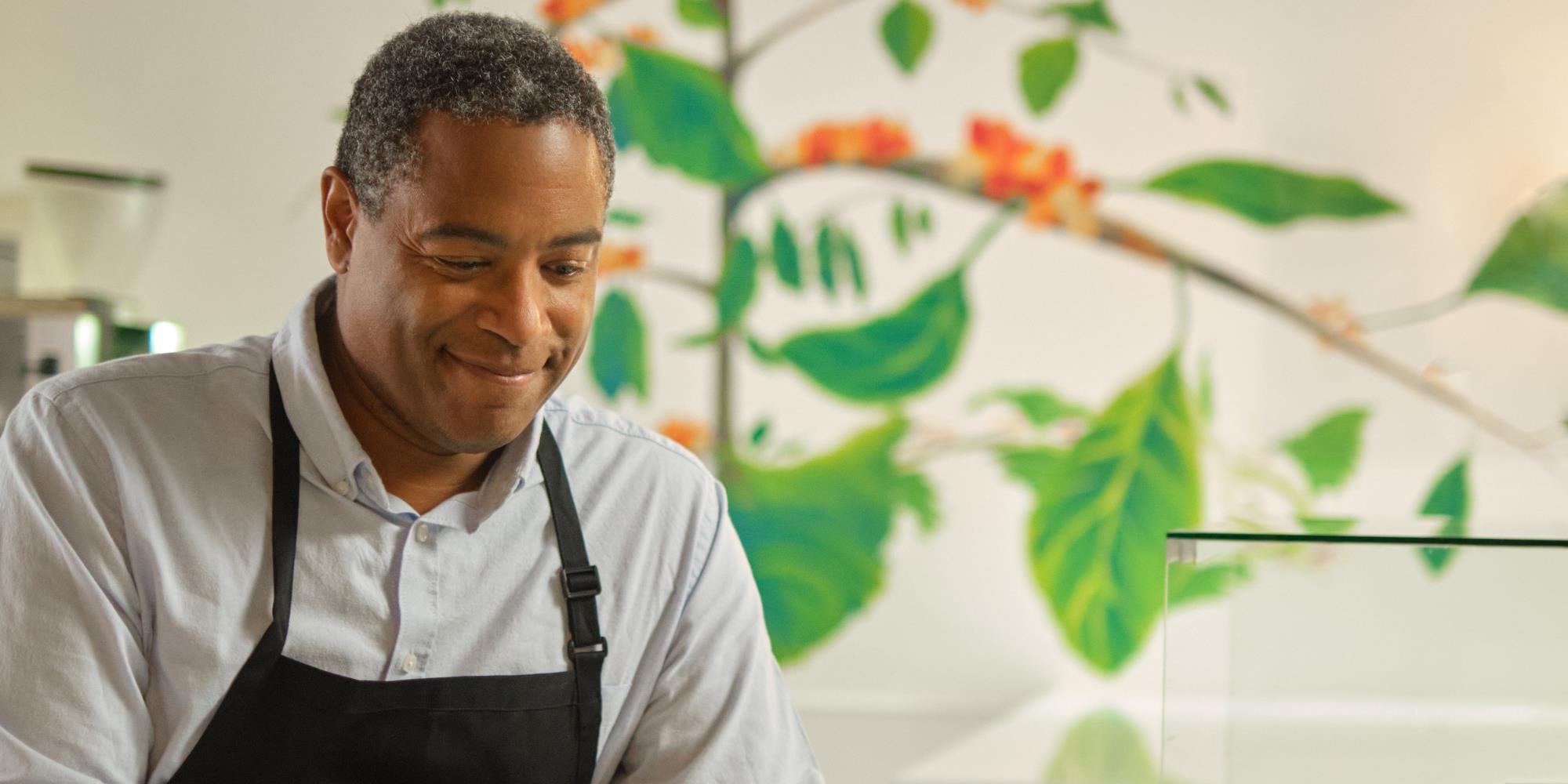 How can retailers empower, connect and retain more store associates ...