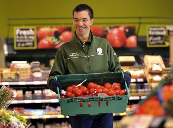 Tesco Perth offers an easy Grocer 33 shop | Grocer 33 | The Grocer
