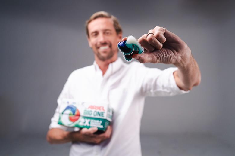 Ariel Peter Crouch ad banned for 'unverifiable' comparisons with rivals ...