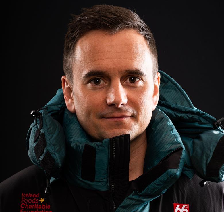 Iceland’s Richard Walker to climb Mount Everest in Alzheimer’s appeal ...