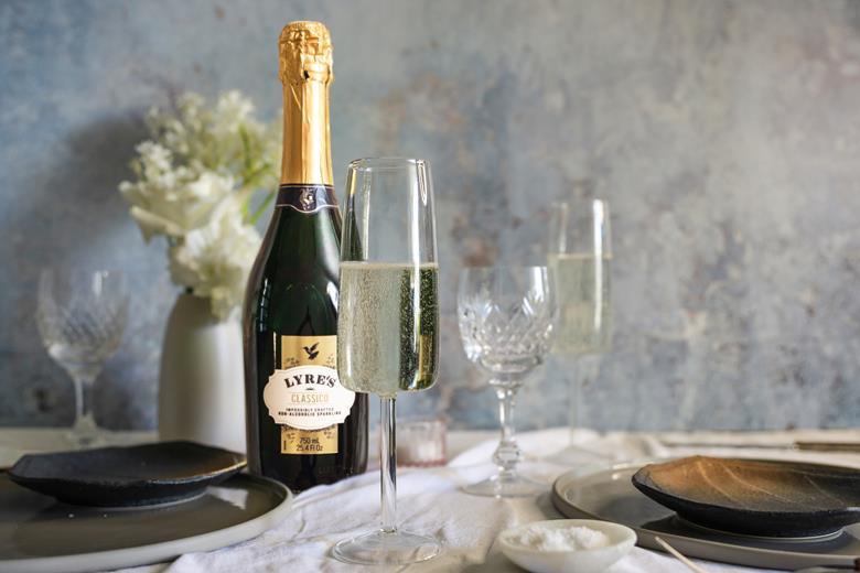 Lyre’s unveils non-alcoholic prosecco-style drink | News | The Grocer